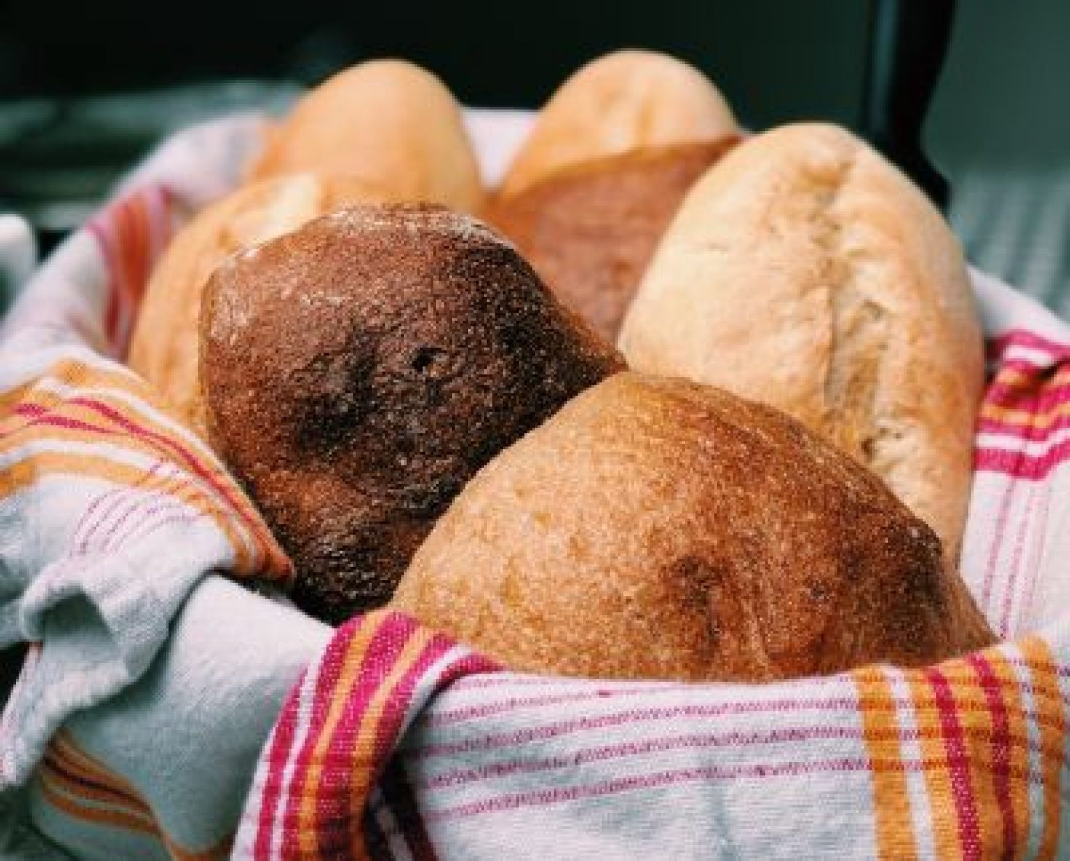 Brötchen in der Mikrowelle aufbacken - Unsere Tipps!